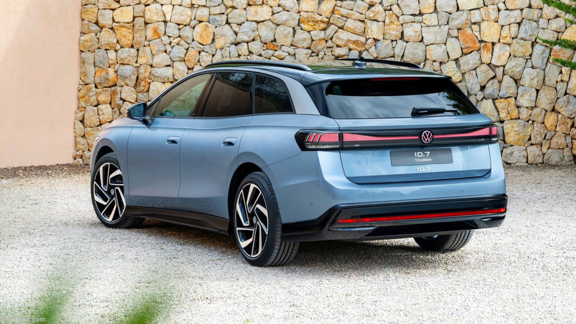 Årets Firmabil 2025 | Læs mere om VW ID.7 og se tidligere vindere her